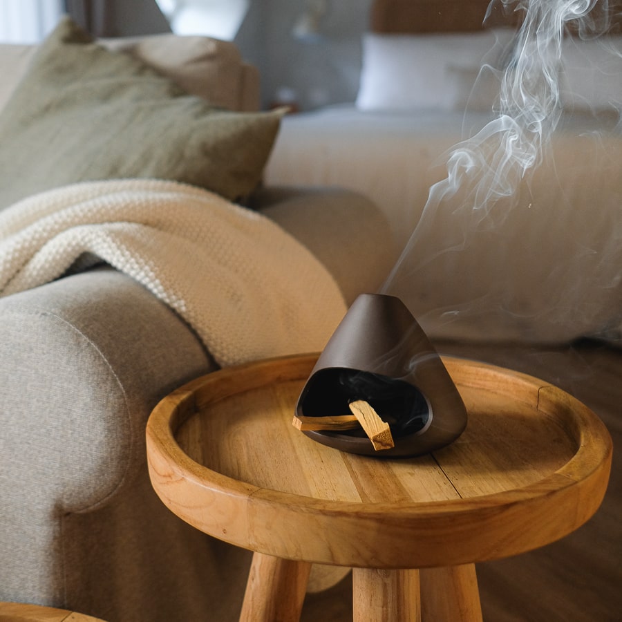 "Resèt" Ceramic Palo Santo Holder – Soulscape